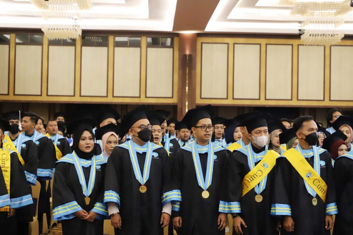 Poltek Batam Gelar Wisuda tahun 2022, Ini Pesan Direktur – Politeknik Negeri Batam