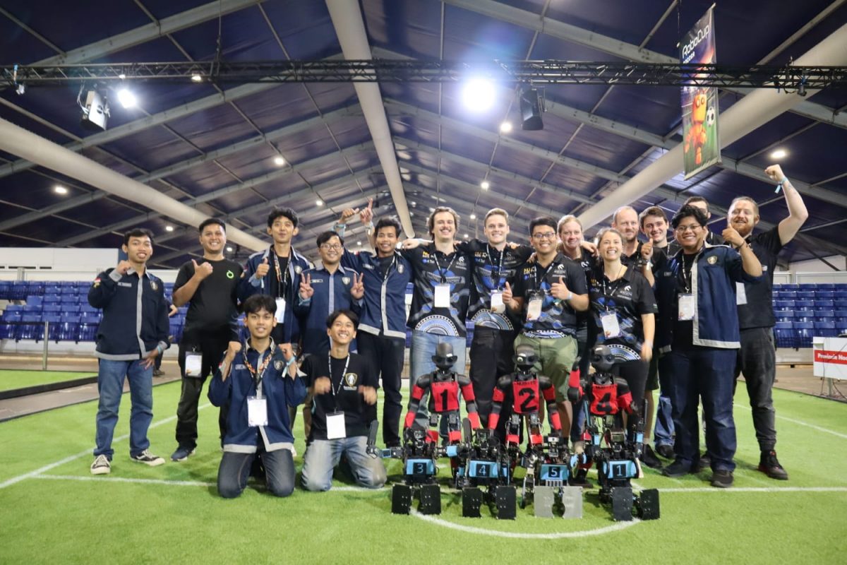 Tim Robot Polibatam Juara 3 Robosoccer Tingkat Internasional Tahun 2024 di Belanda – Politeknik ...