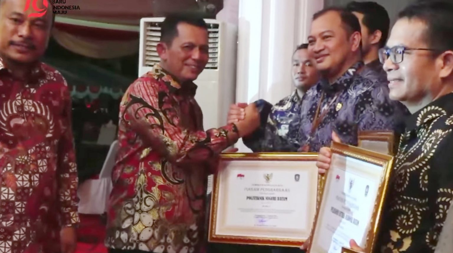 Polibatam Terima Penganugerahan Paritrana Award BPJS Ketenagakerjaan Tingkat Provinsi Kepulauan ...